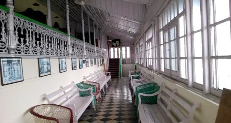 Library Bazaar Mussoorie (Timings, Entry Fee, Images, Location ...